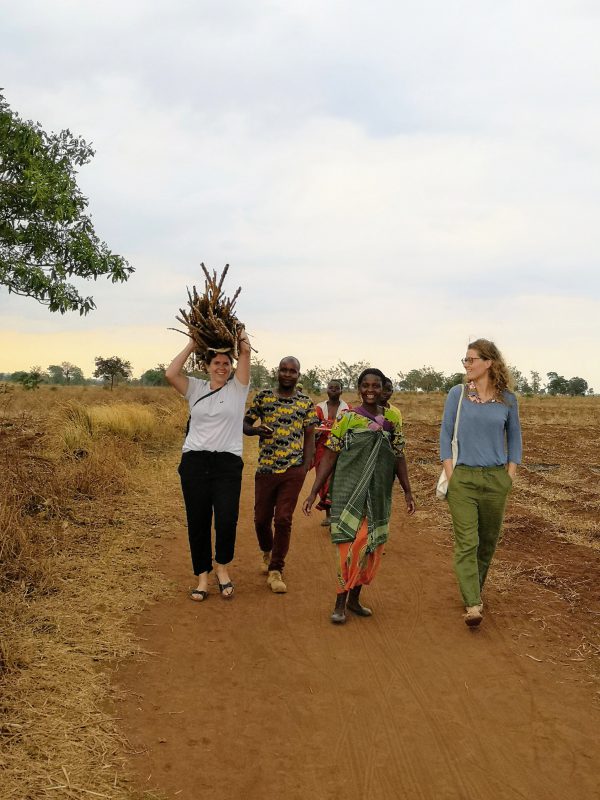 5 REASONS WHY YOU SHOULD TRAVEL LIKE A LOCAL IN AFRICA - TravelRebel